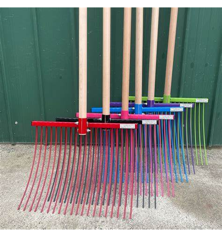 Millenia Classic Stable Rake - For the Horse & Stable : Champion ...